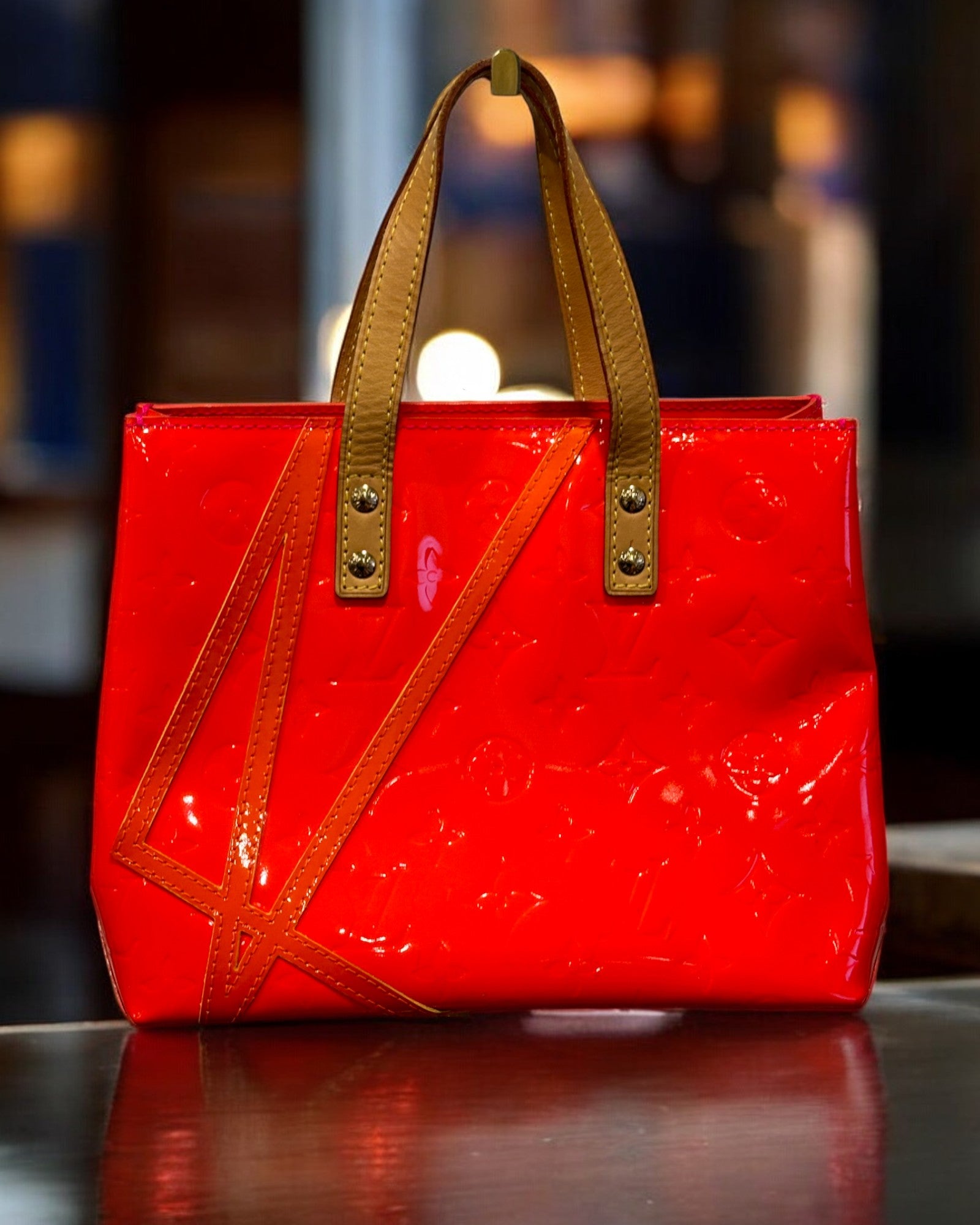 Pre-Owned Louis Vuitton X Robert Wilson Monogram Vernis Reade PM - Lim ...